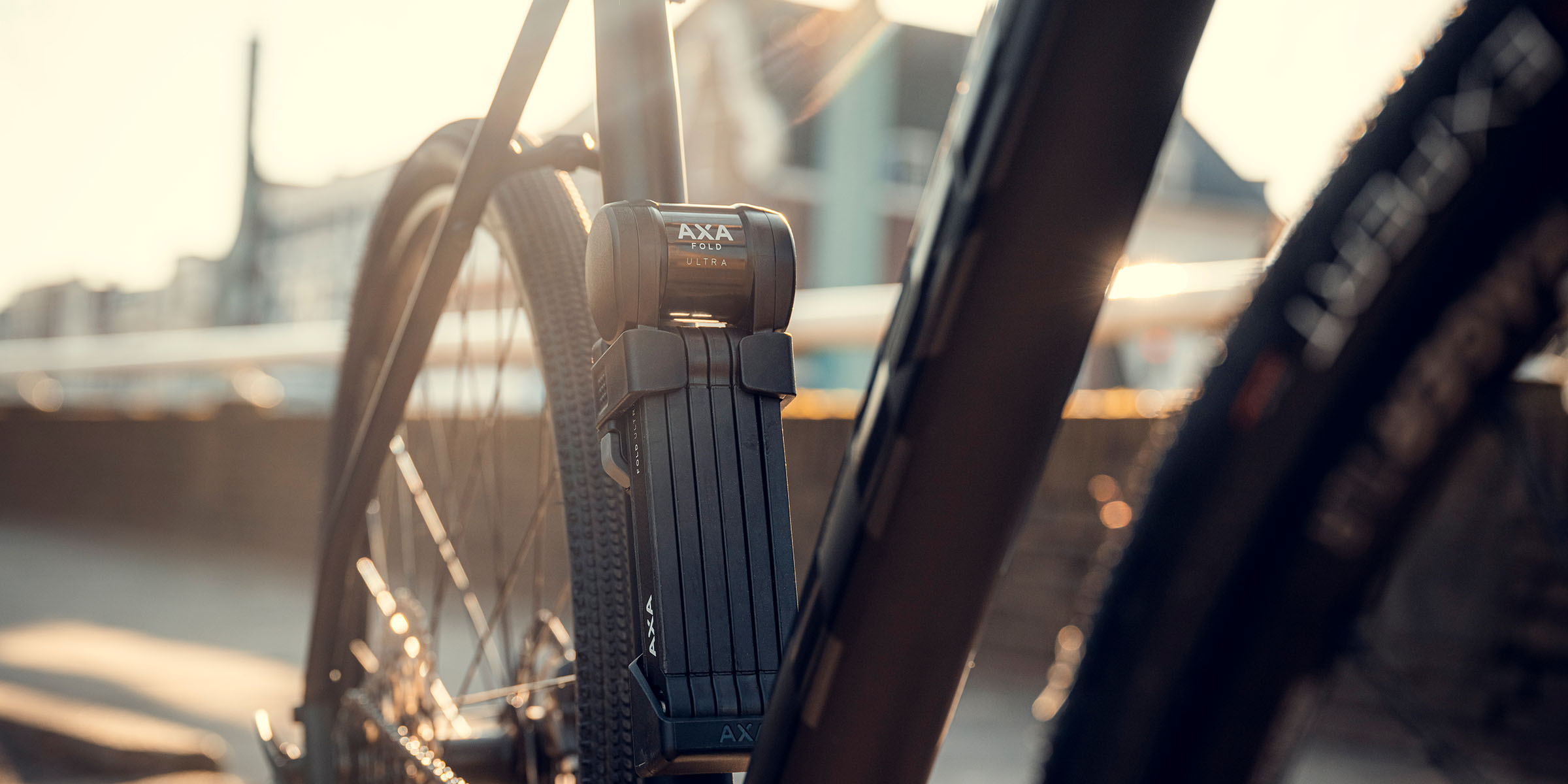 Landing page - AXA Fold Ultra 90 | AXA Bike Security 🇬🇧